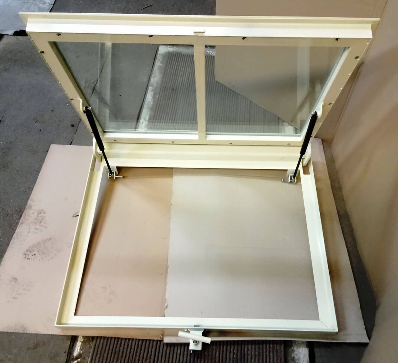 Glass hatch door 900×900 mm — KMF LUKE — custom access hatch doors ...